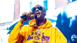 Snoop Dogg Shows Love To Eminem After Leaving Him Off Top 10 Rappers ...