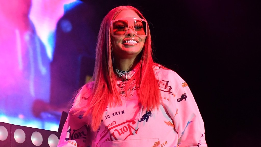 Instagram Flexin: Mulatto & Erica Banks Might Have A Collaboration In ...