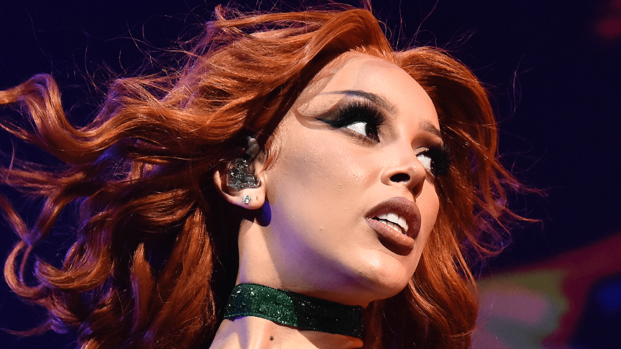 Doja Cat Details 'Bad' Acid Trip That Made Her Quit Smoking Cigarettes ...