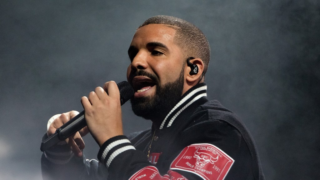 Drake Reveals All Canadian North Stars Lineup For October World Weekend ...