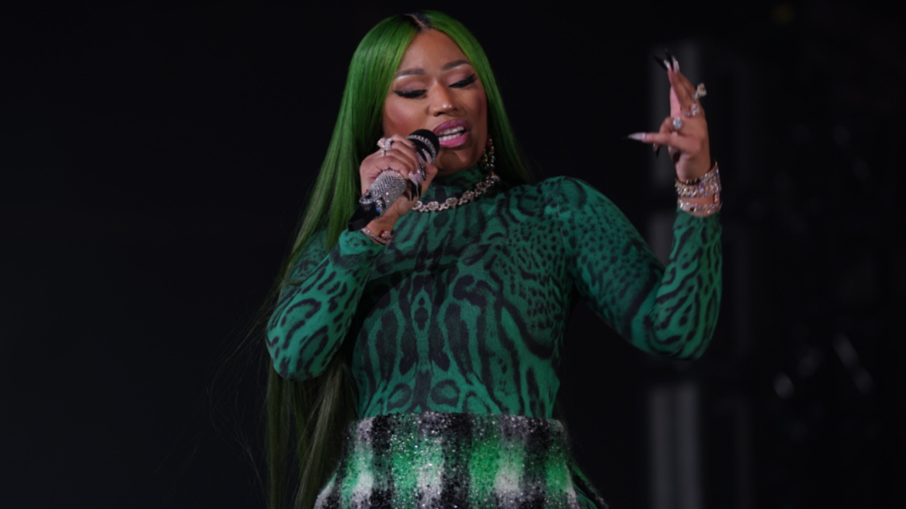Nicki Minaj On State of Hip Hop: ‘I Wanna Hear Girls Rap Again’ - HipHopDX