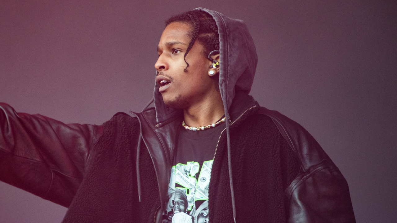 A$AP Rocky Climbs Over Woman To Get In Hotel Before Met Gala - HipHopDX
