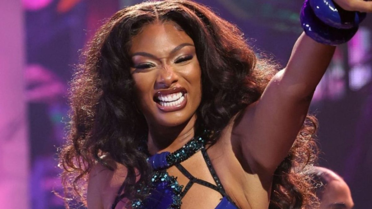 Megan Thee Stallion Signs New Deal With Warner Music Group - HipHopDX