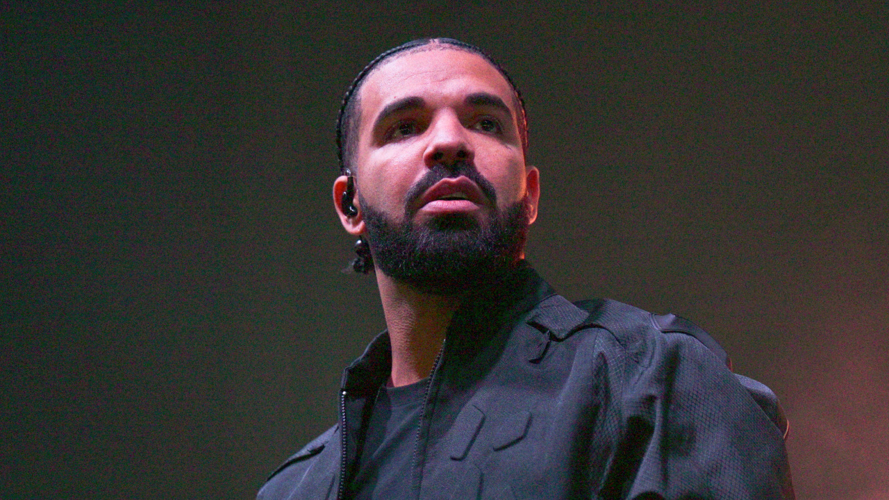 Drake: Wild Theory He Assaulted Disabled Journalist Debunked - HipHopDX