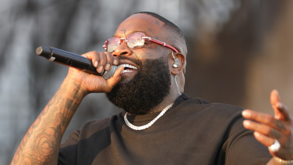 Rick Ross & His New Girlfriend Pack On The PDA During Birthday ...