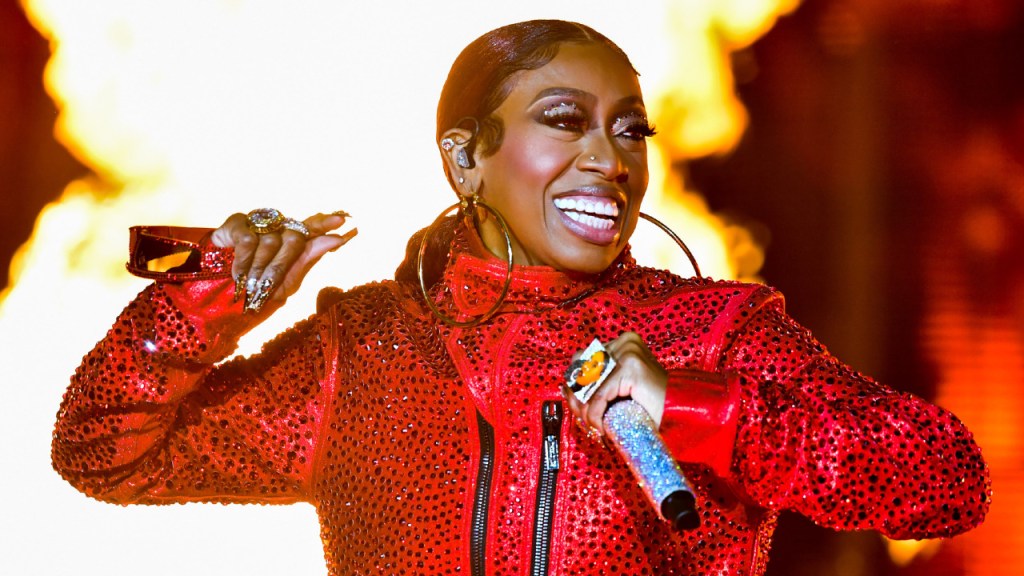 Missy Elliott Opens Up About Graves' Disease: 'I'm Blessed To Be Here ...