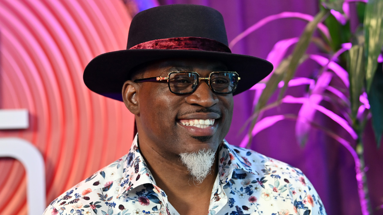 David Banner Grosses Out Fans With Raunchy Interaction With Concert Attendee - HipHopDX