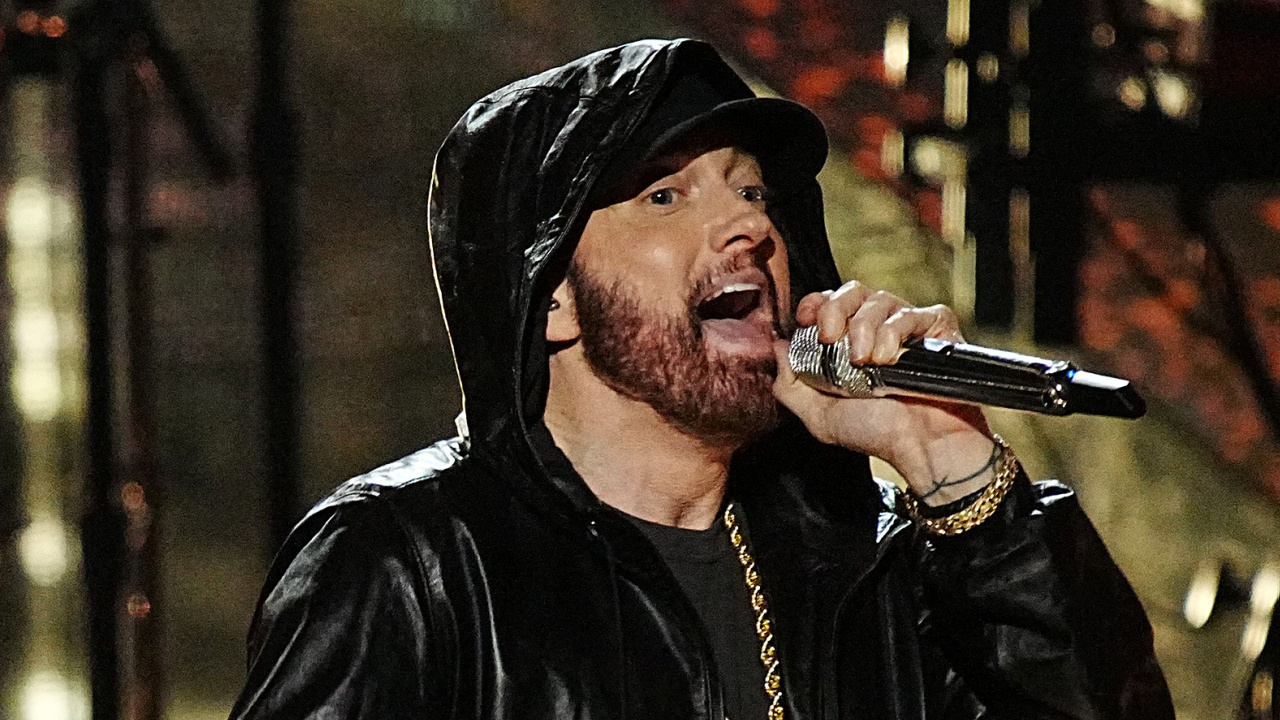 Eminem Wows Fans With 'The Death Of Slim Shady' Easter Egg - HipHopDX