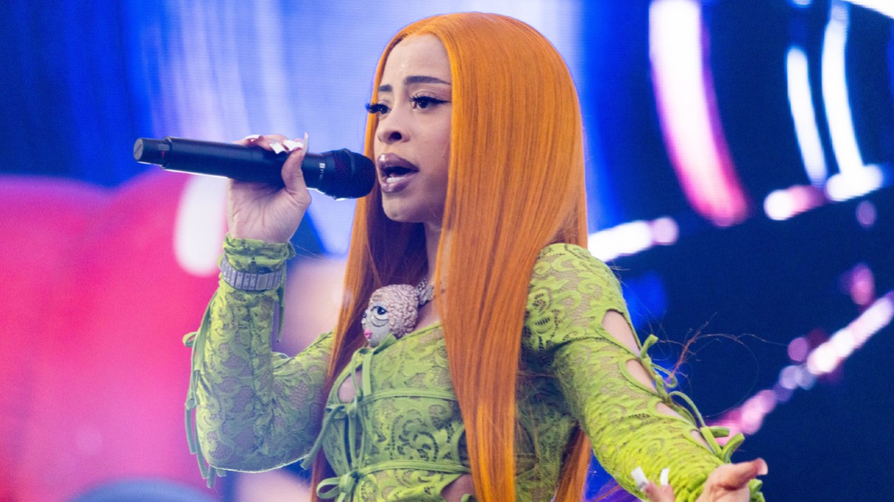 Ice Spice Leaves Fans Hot & Bothered With Sweat-Filled Gym Thirst Trap ...