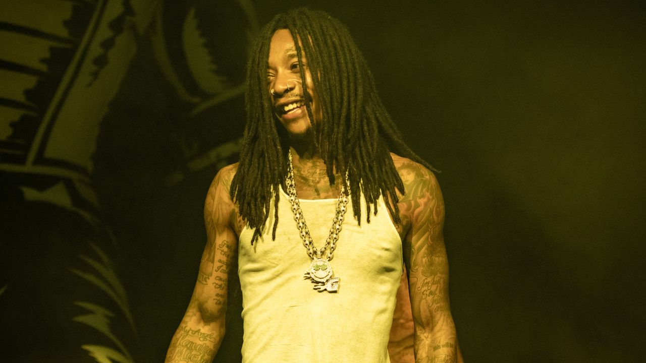 Wiz Khalifa Apologizes Following Drug Possession Arrest At Romanian ...