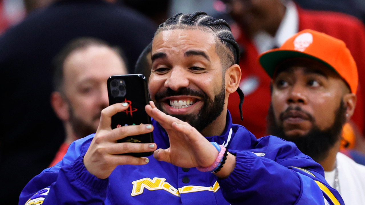 Every Highlight From Drake's '100 Gigs For Your Headtop' Content Dump ...