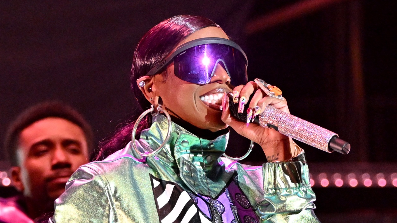 Missy Elliott Celebrates Becoming First Female Rapper In Rock & Roll ...
