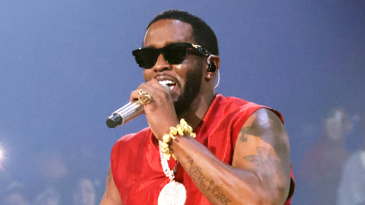 Diddy Gives 'Lotion' Orders In Resurfaced Party Video Amid Baby Oil ...