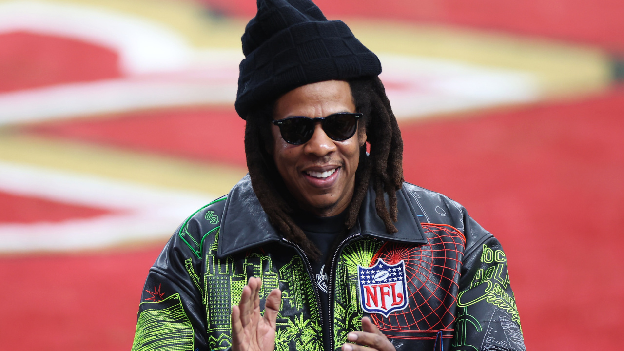 JAY-Z & NFL Extend Partnership Amid Backlash To Lil Wayne Super Bowl Snub - HipHopDX