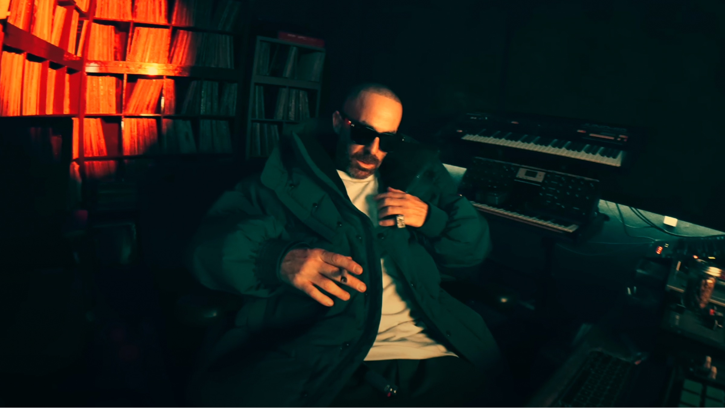 The Alchemist - 'Something Light' - HipHopDX