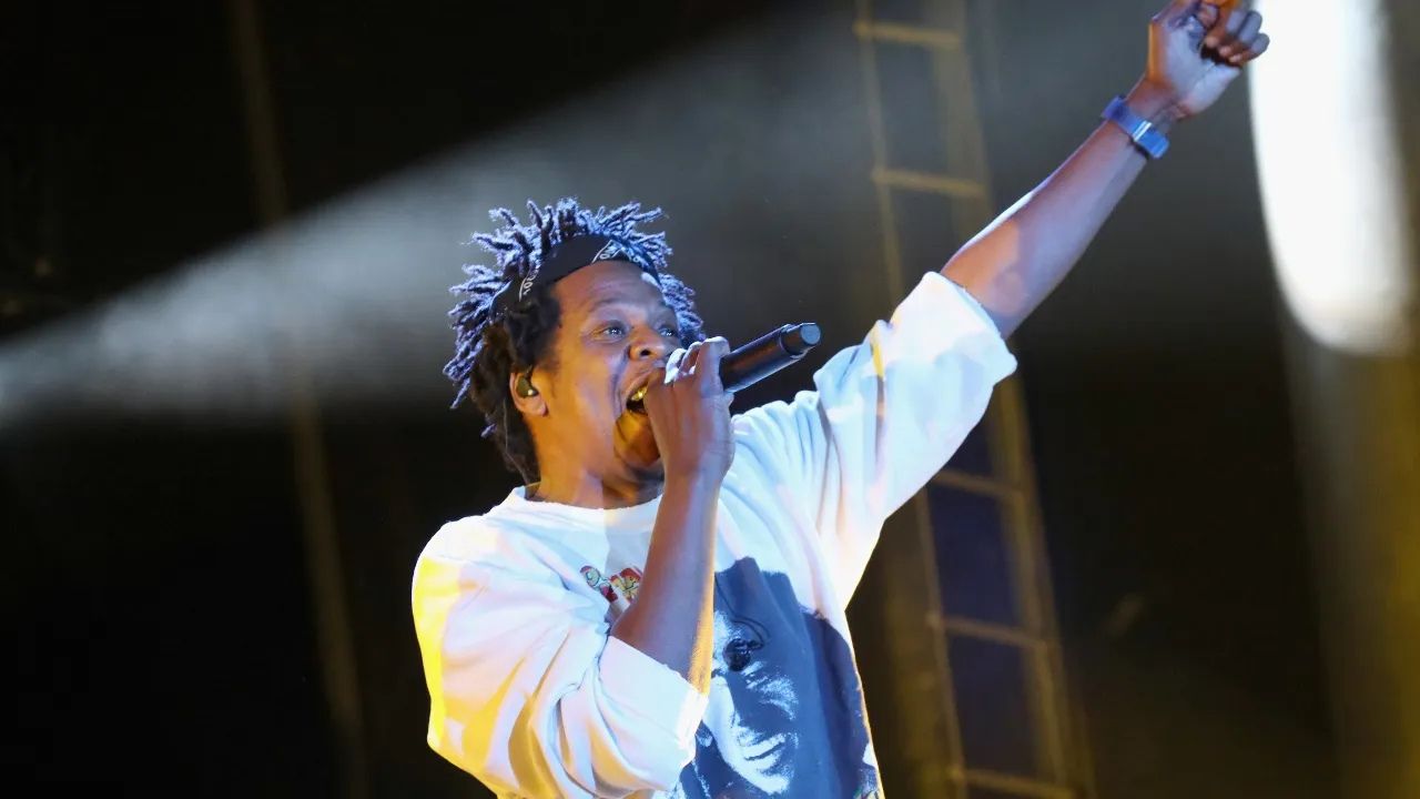 JAY-Z Demands Anonymous Sexual Assault Accuser Name Herself Or Drop ...