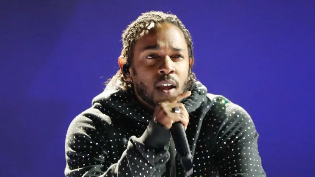 Kendrick Lamar Performs For First Time Since ‘GNX’ At TDE’s Star ...