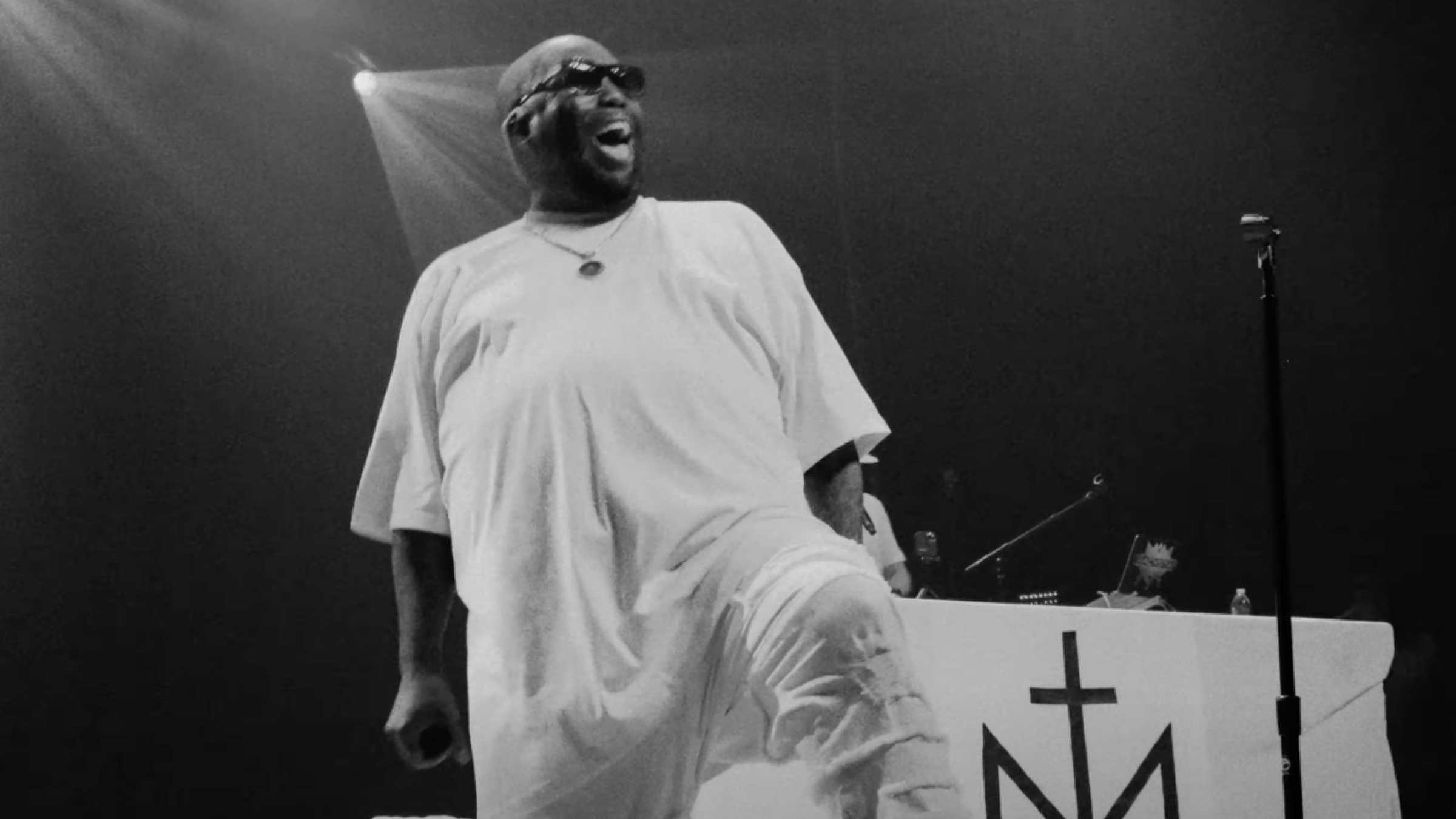 Killer Mike - 'Nobody Knows' - HipHopDX