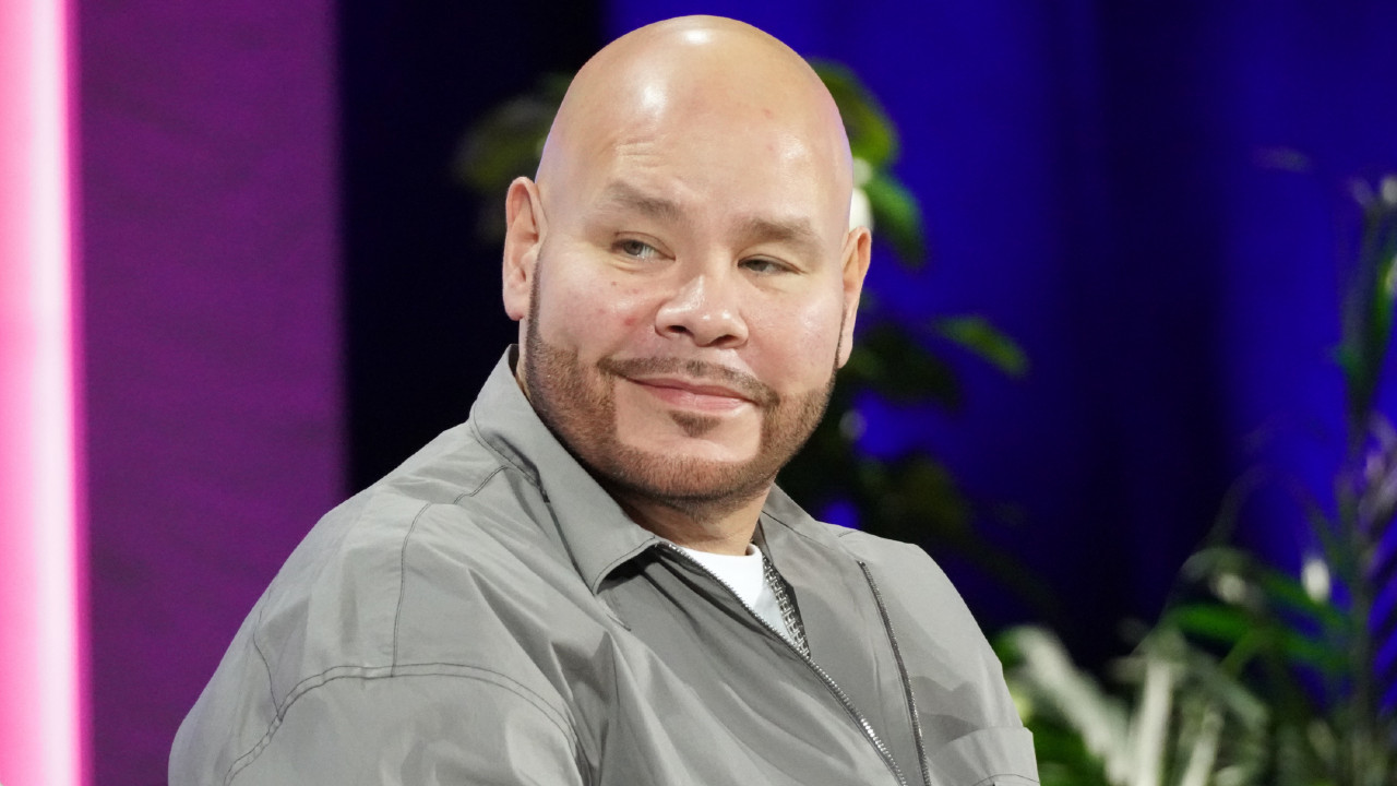 Fat Joe Roasted Over Outlandish ‘Grimace’ Outfit At Knicks Game - HipHopDX