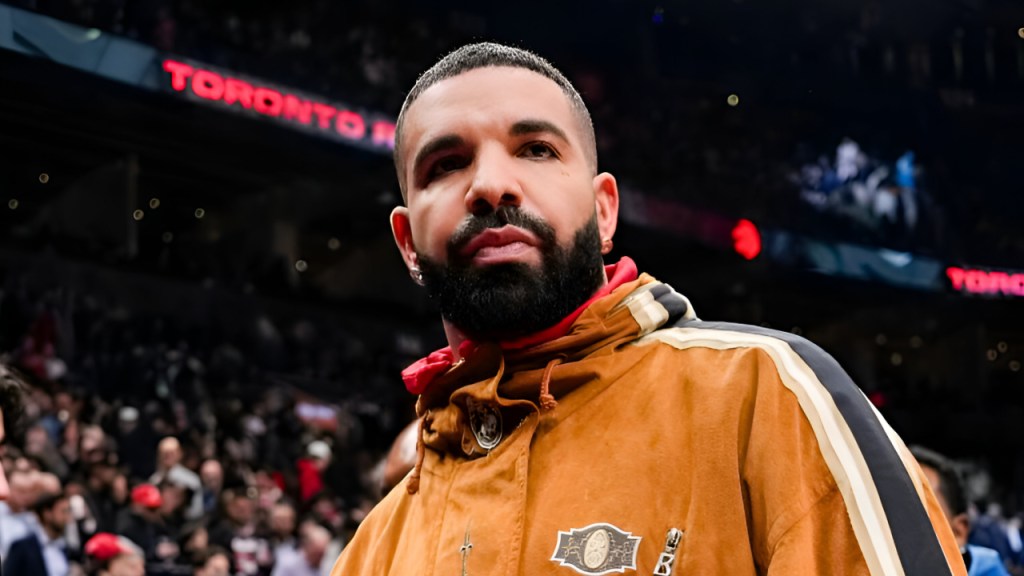Drake Predator Allegations Cleared Up By Woman From Resurfaced Concert ...