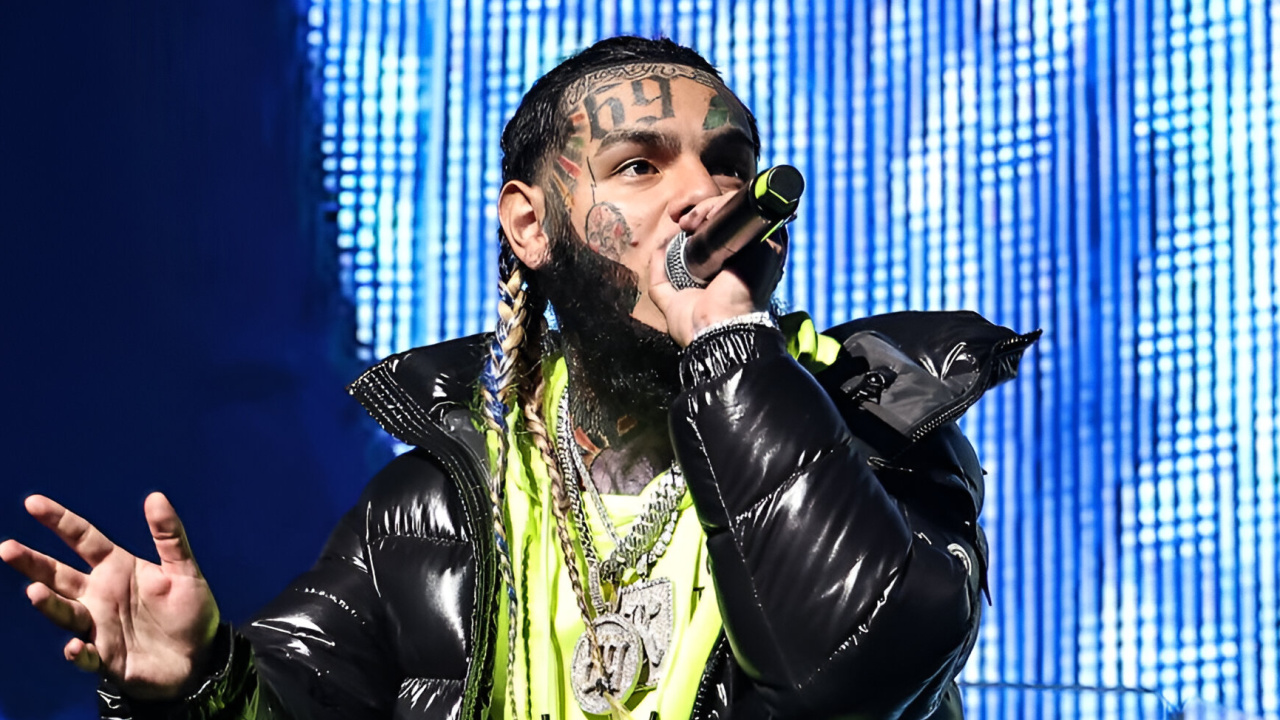 6ix9ine Claims Feds Seized Guns & Drugs During Raid On Florida Home ...