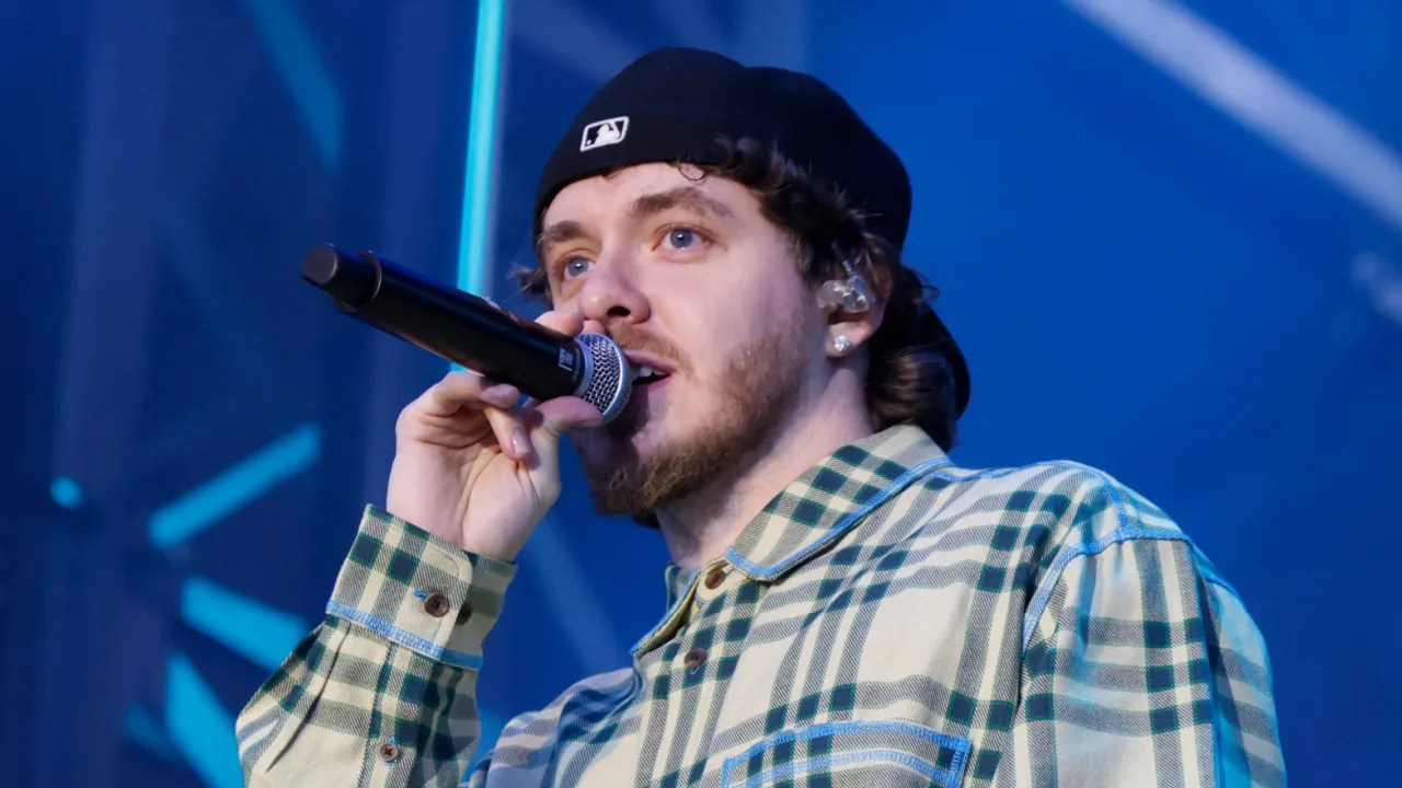 Jack Harlow Celebrates Becoming A Diamond-Selling Rapper - HipHopDX