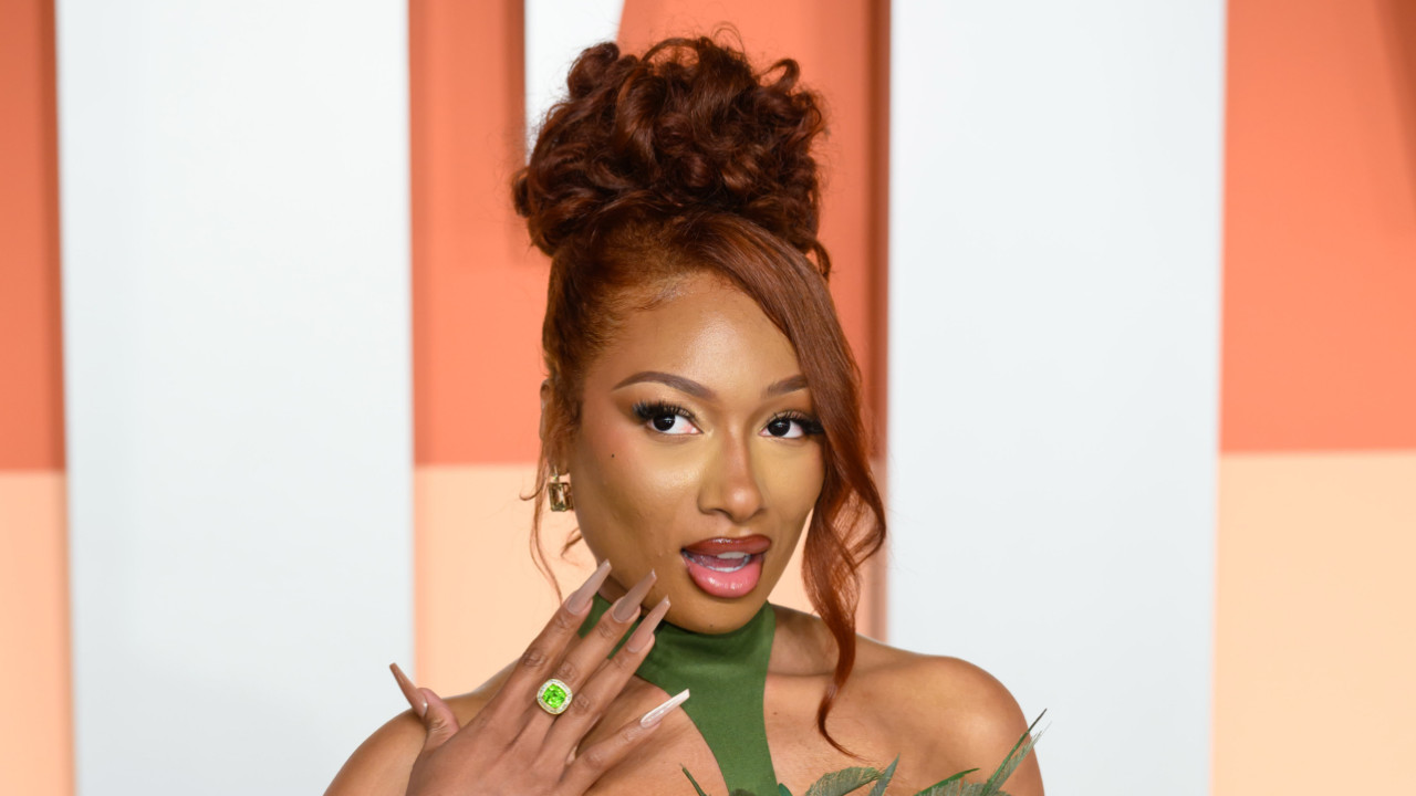 Megan Thee Stallion Turns Heads With Revealing Oscars Afterparty Outfit ...