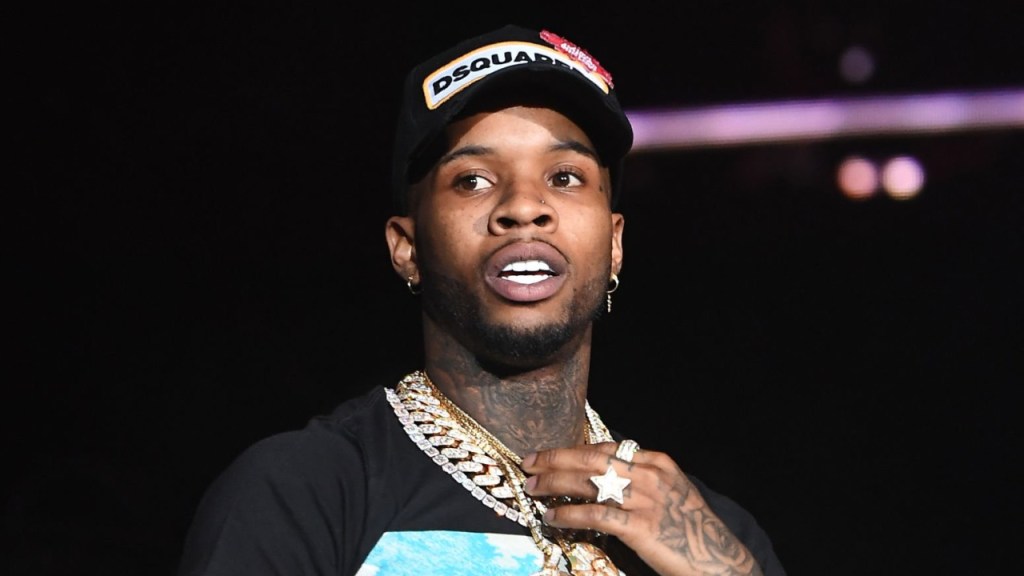 Tory Lanez Prison Attack Footage Leaked - HipHopDX