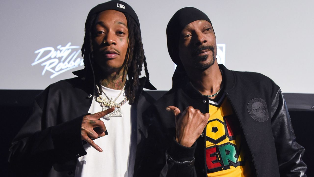 Wiz Khalifa Is Responsible For Snoop Dogg's Kids Getting High For The First Time - HipHopDX