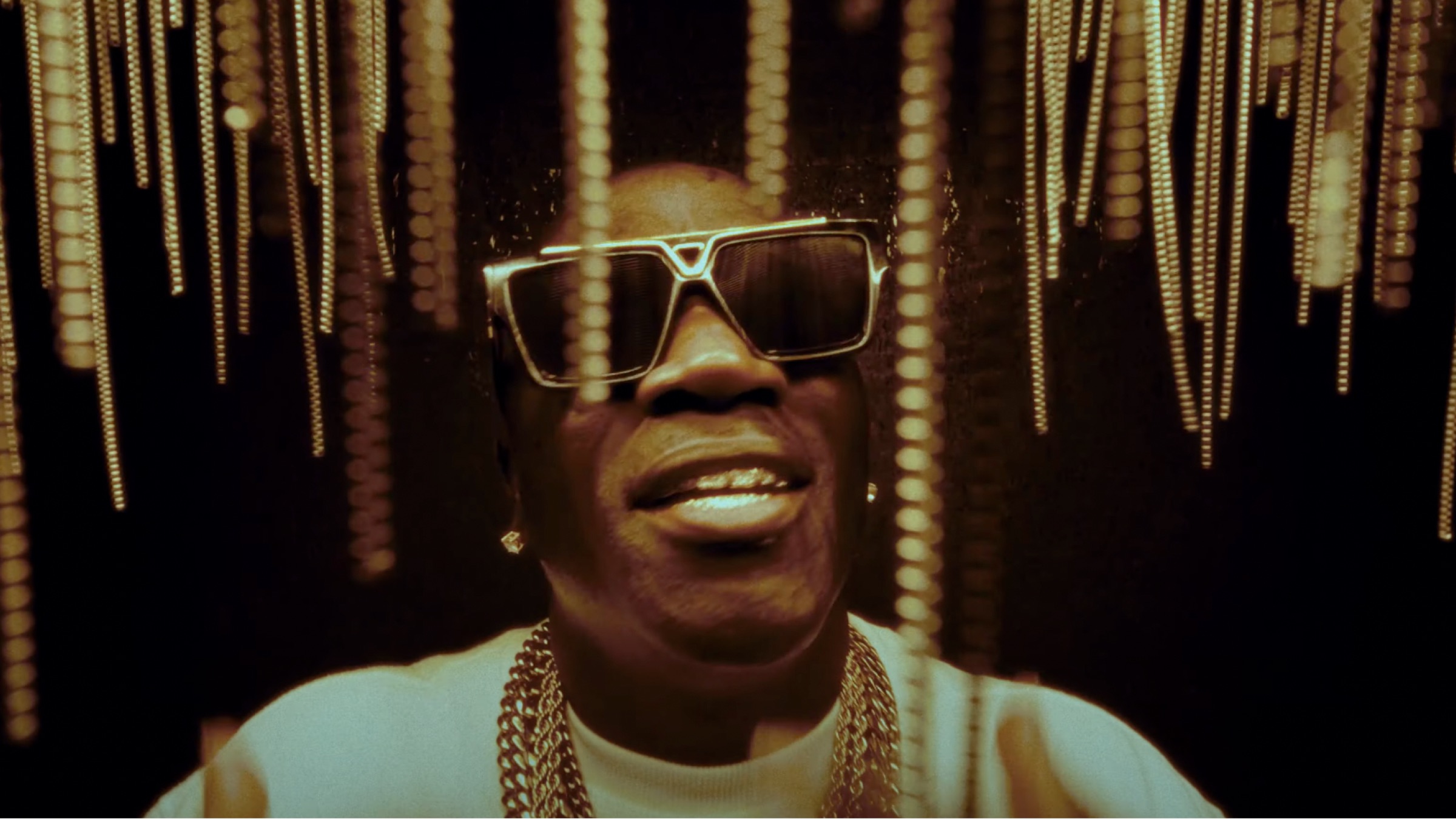 Akon (Feat. SIMIEN) - 'Never Really Mattered' - HipHopDX