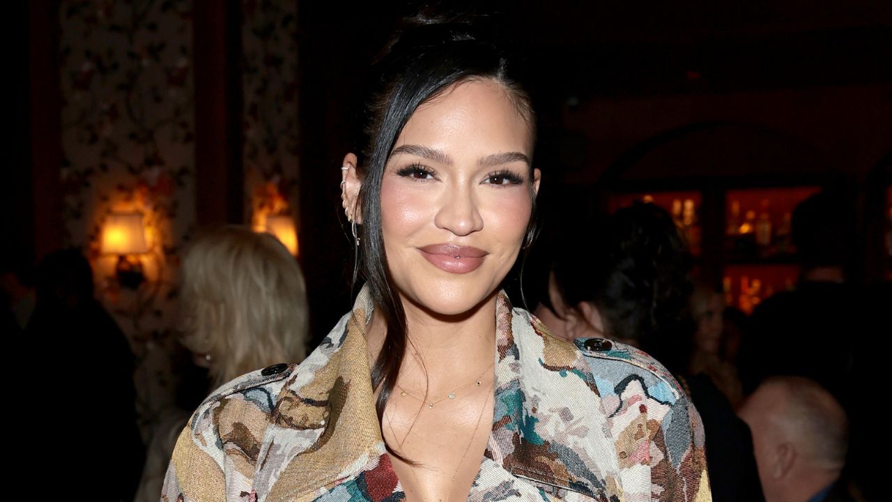 Cassie Text Messages Say She Was 'Always Ready' To 'Freak Off' - HipHopDX